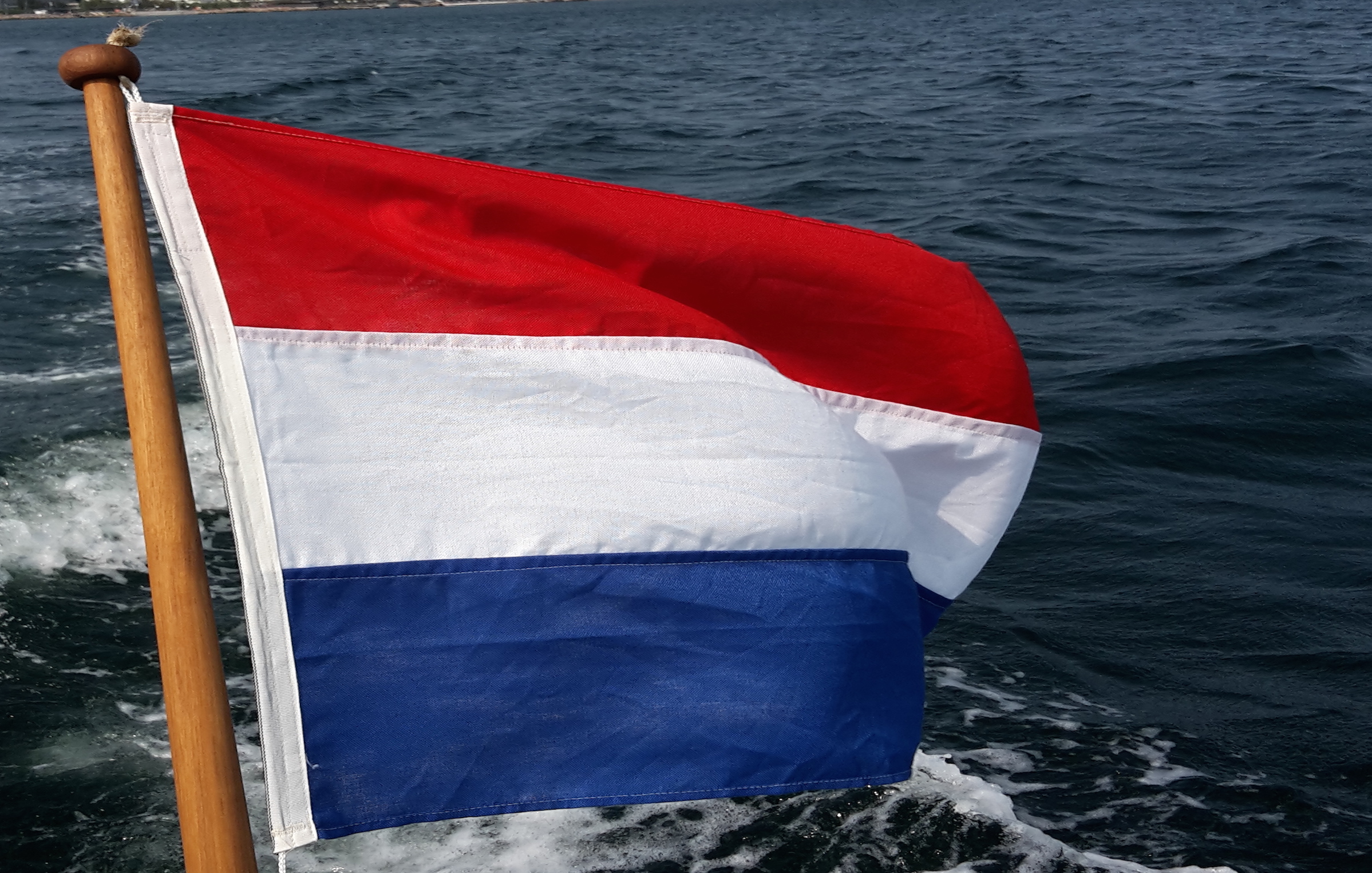 Dutch Flag - FlaggorOnline